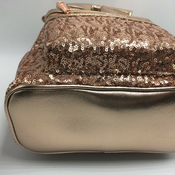 Disney Loungefly | Bags | Minnie Mouse Rose Gold Sequined Backpack ...